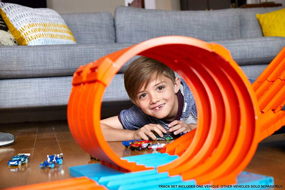 Hot Wheels Track Builder System Race Crate – Square Imports