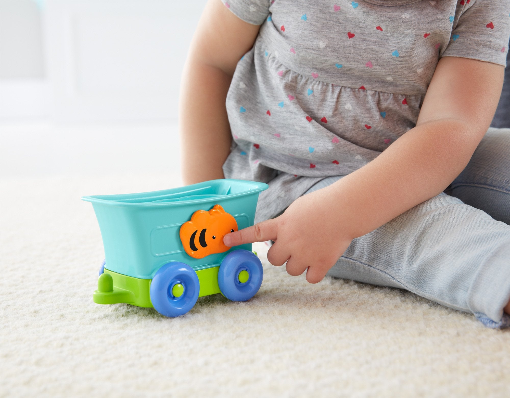 Silly Safari Rattle & Roll Animal Train, Multicolor – Square Imports